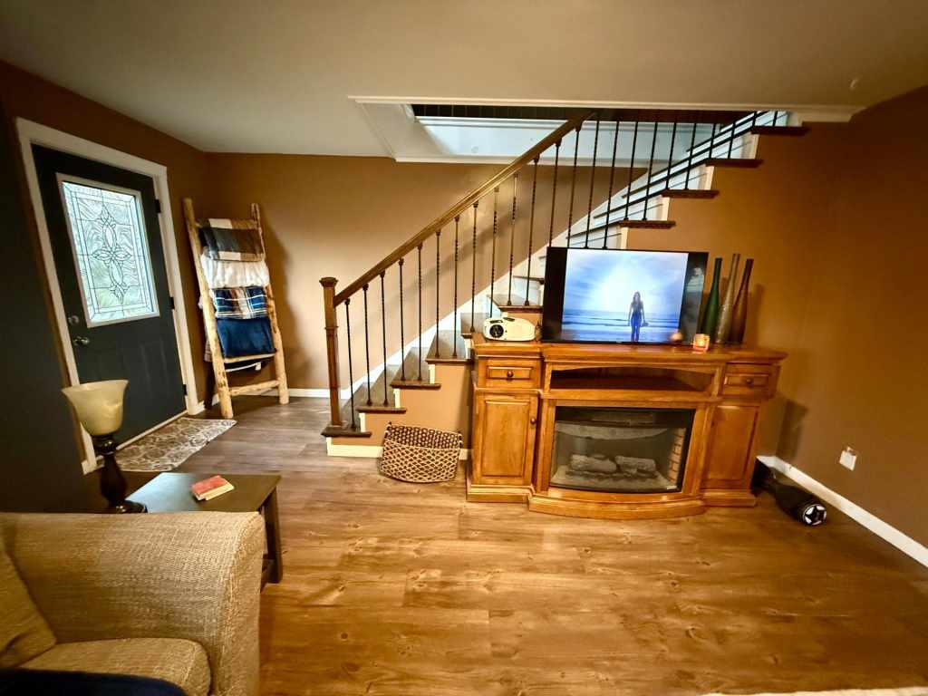 Home For Sale at 2628 Highway 73 in Hibbing | Woods and Water